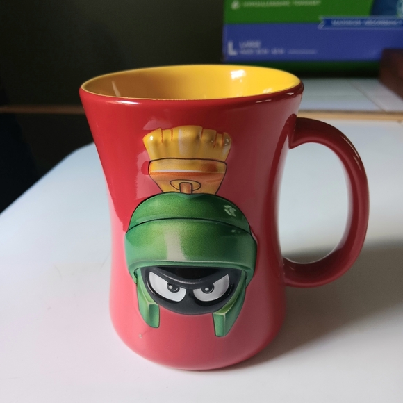 Warner Bros. | Dining | Rare Marvin The Martian Xpres Red Ceramic ...